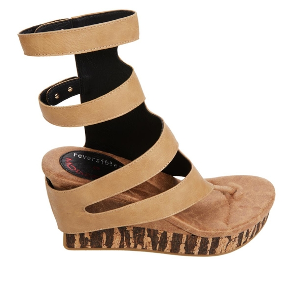 Modzori | Shoes | Modzori Corona 2in Reversible Wedge Gladiator Sandals ...